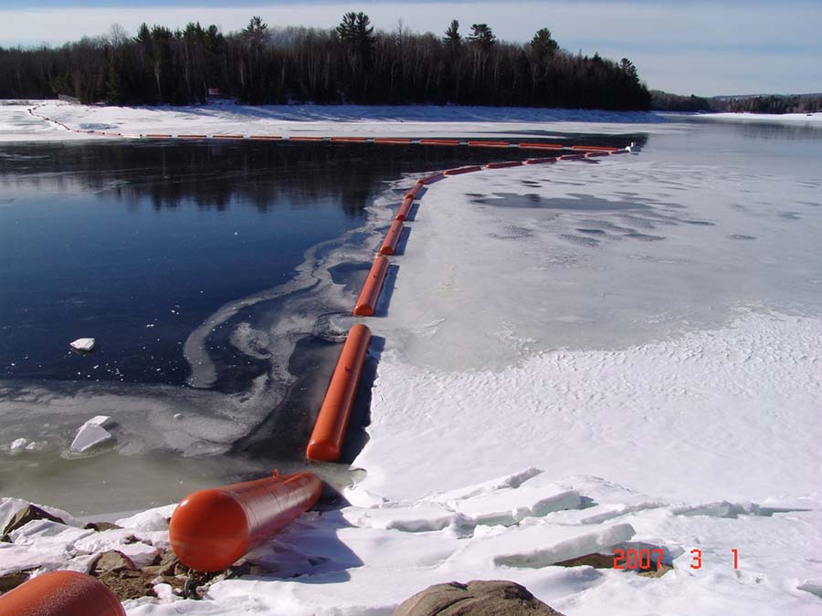 Bark Lake All Season Safety Boom | Geniglace