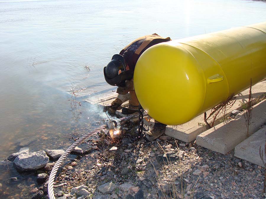 Ice Boom at Jenpeg Generating Station | Geniglace