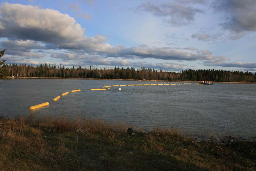 Ice Boom at Jenpeg Generating Station | Geniglace