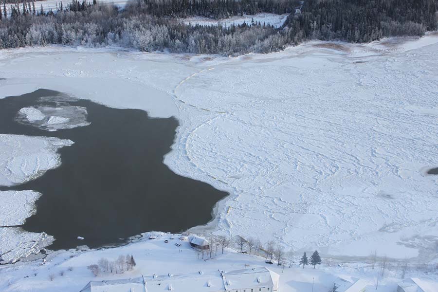 Ice Boom at Jenpeg Generating Station | Geniglace